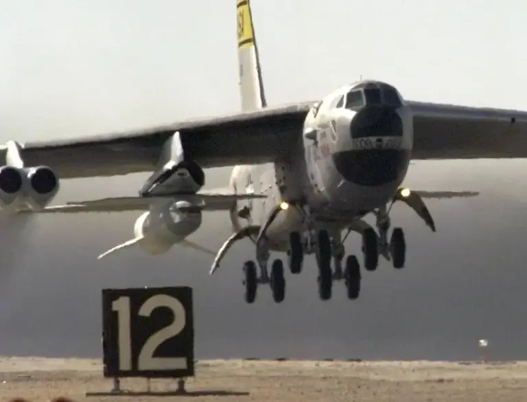 Flight test files: Boeing B-52B – the high altitude launchpad of NASA