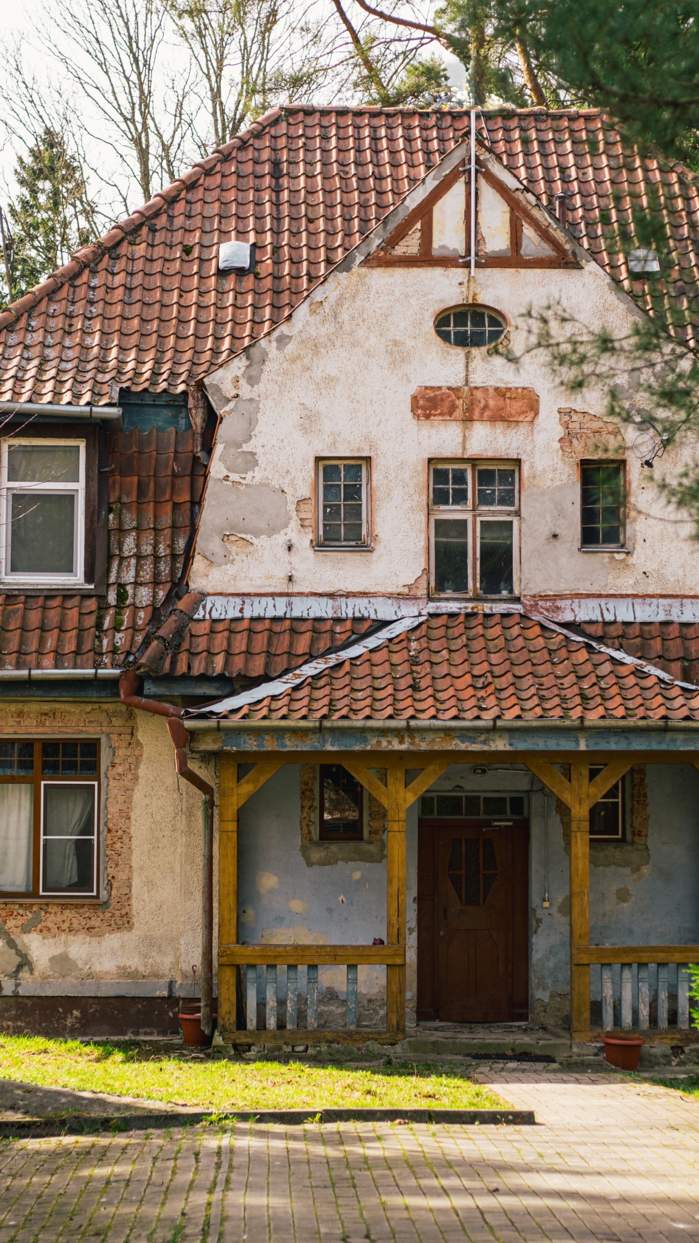5 reasons more Canadians are rethinking city life