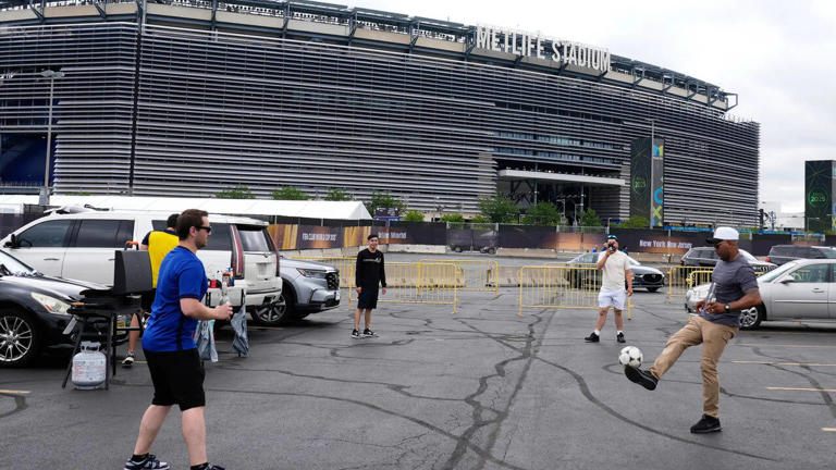 $150 round-trip train fare for World Cup fans traveling to New Jersey ...