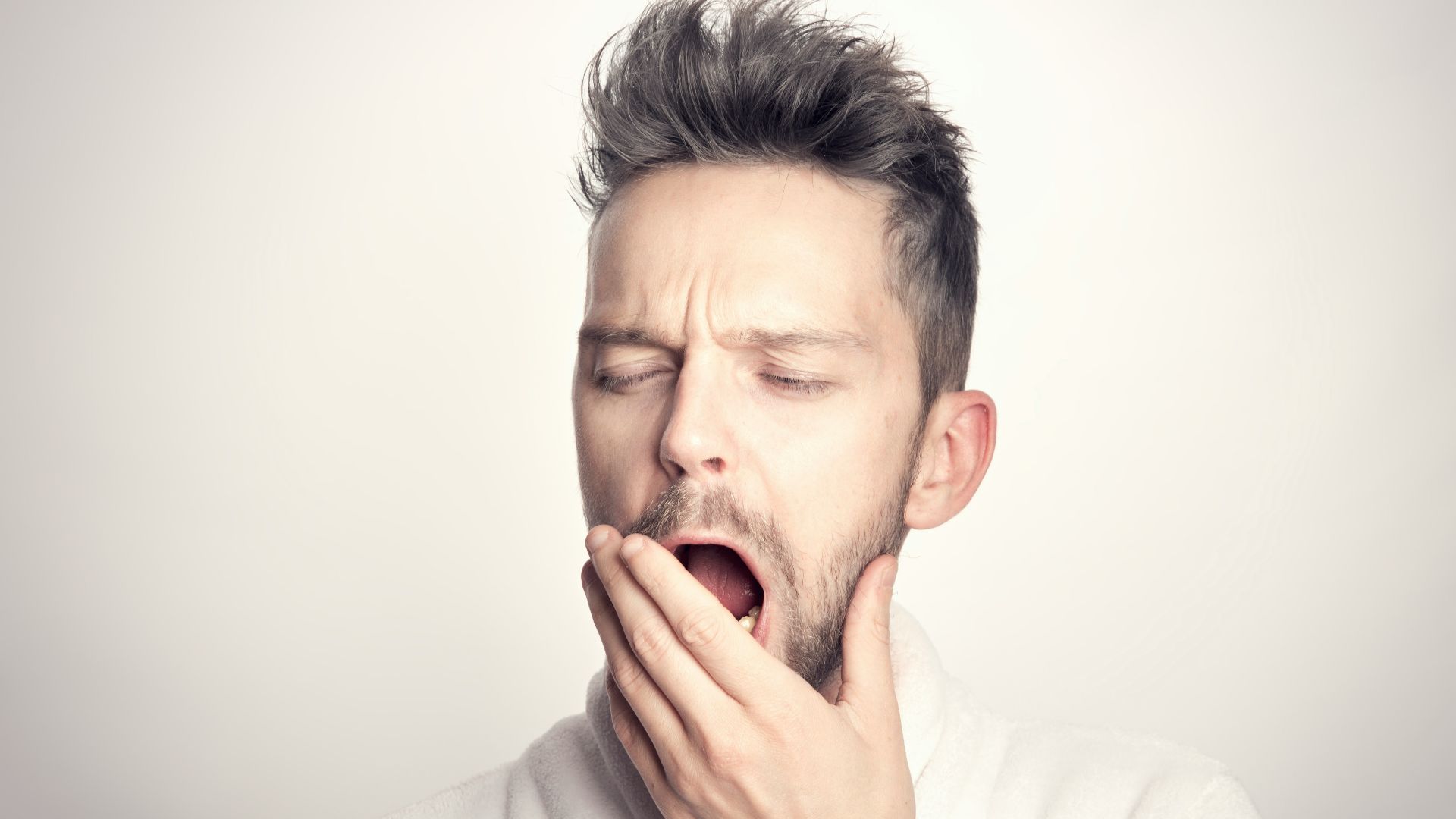 20 signs your thyroid needs attention