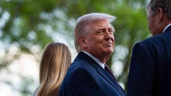 Ovnis y Epstein: las desclasificaciones 'controladas' de Trump para ...