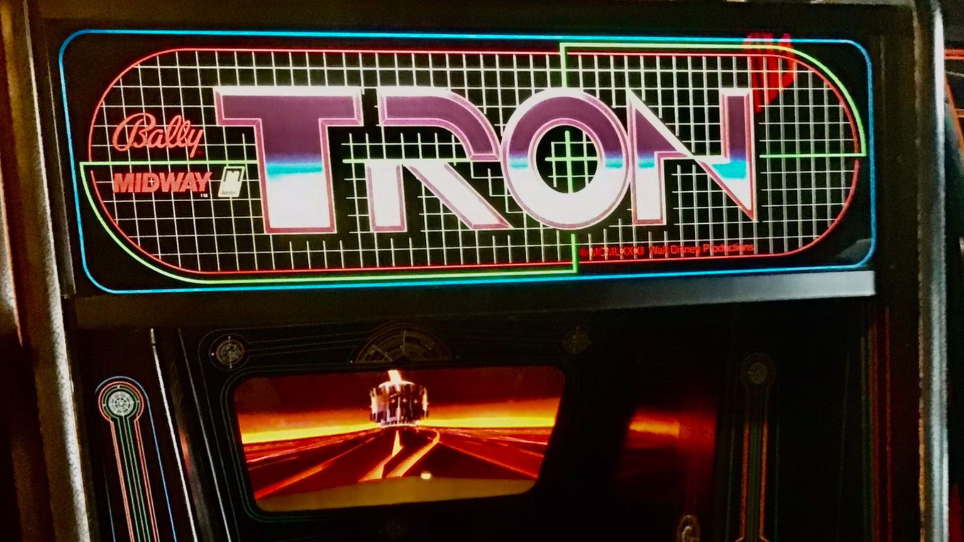 20 things only hardcore fans know about Tron