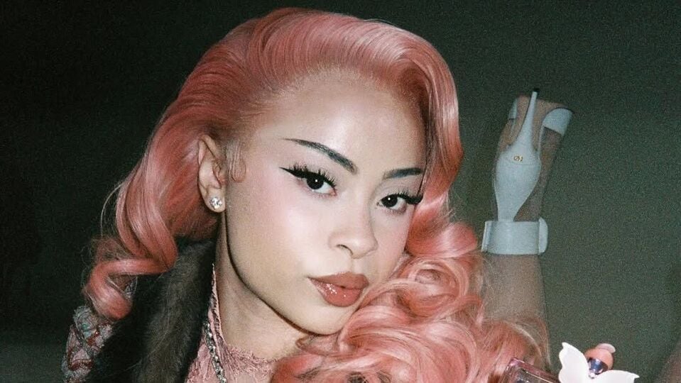 Rapper Ice Spice slapped by fan during chaotic McDonald’s altercation ...