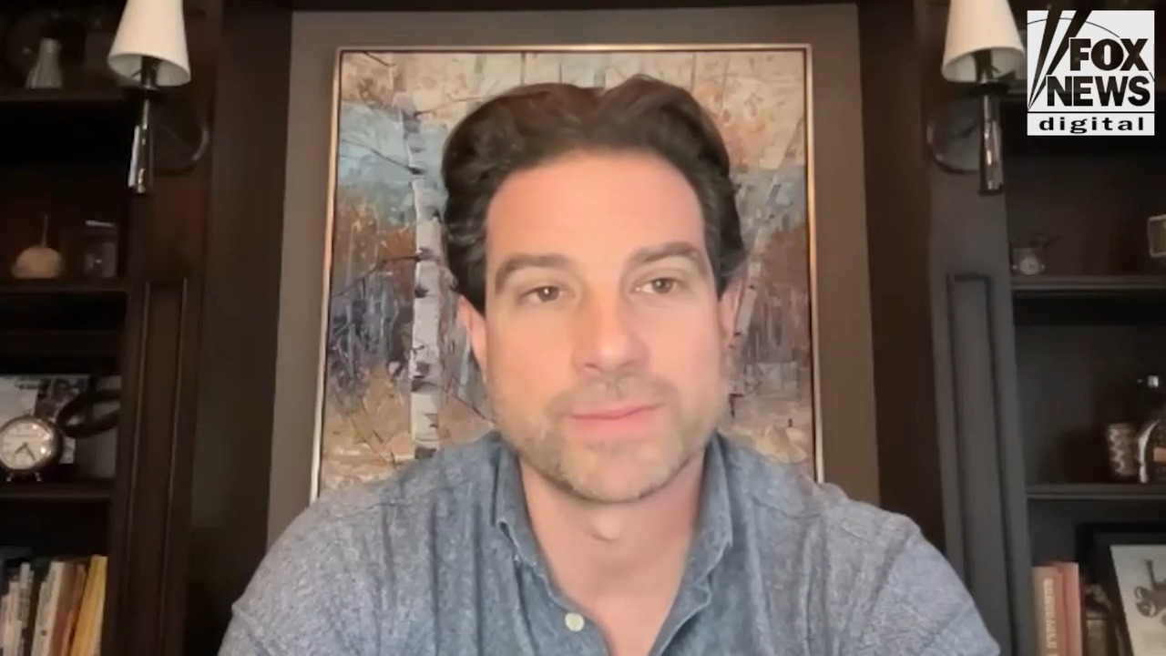 HGTV ‘Rock the Block’s’ Scott McGillivray says Brooke Hogan balanced ...