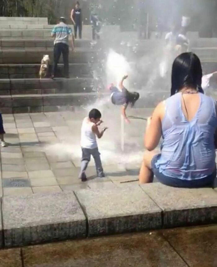 45 random pics that just don’t make any sense