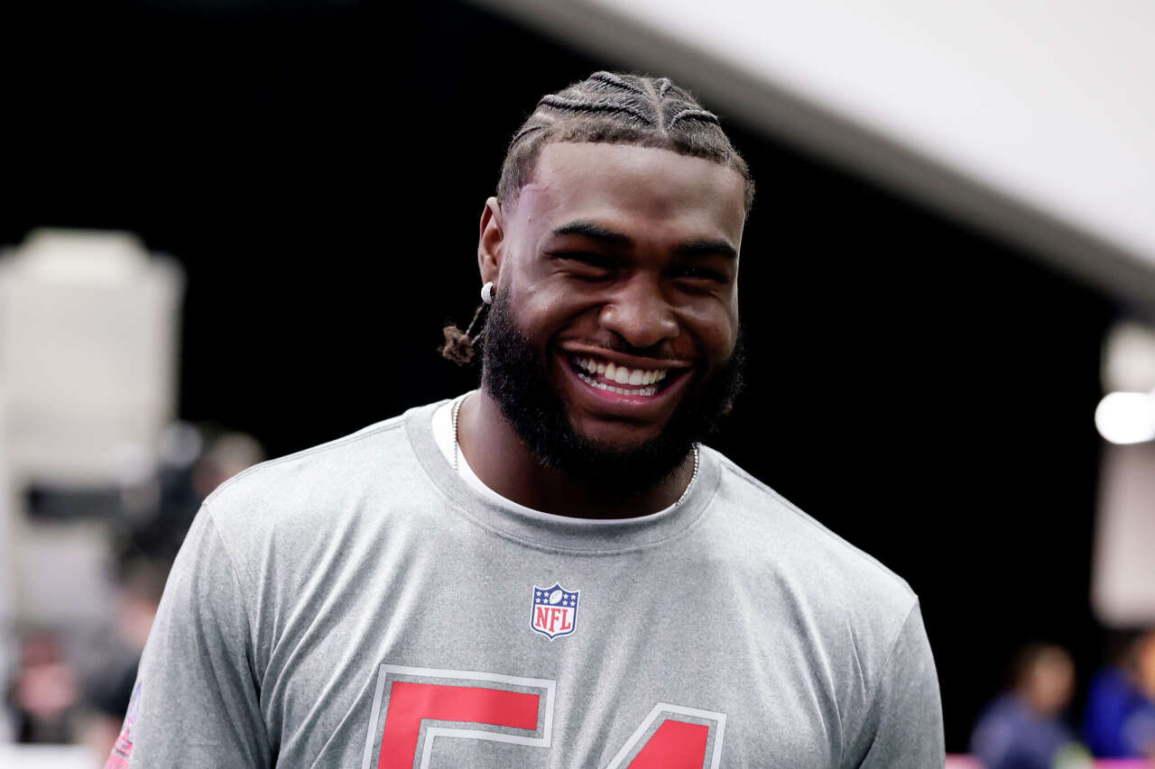 Houston Texans make historic $150-million deal with star pass-rusher