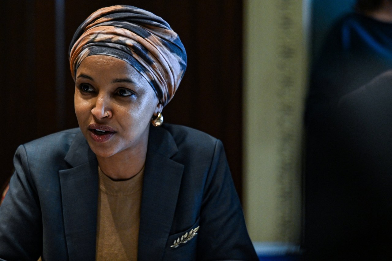 Ilhan Omar says she isn’t a multimillionaire, blames accounting error