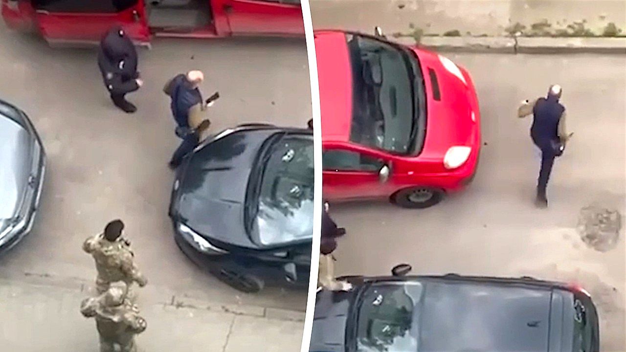 Man drops cane and sprints from officers during check