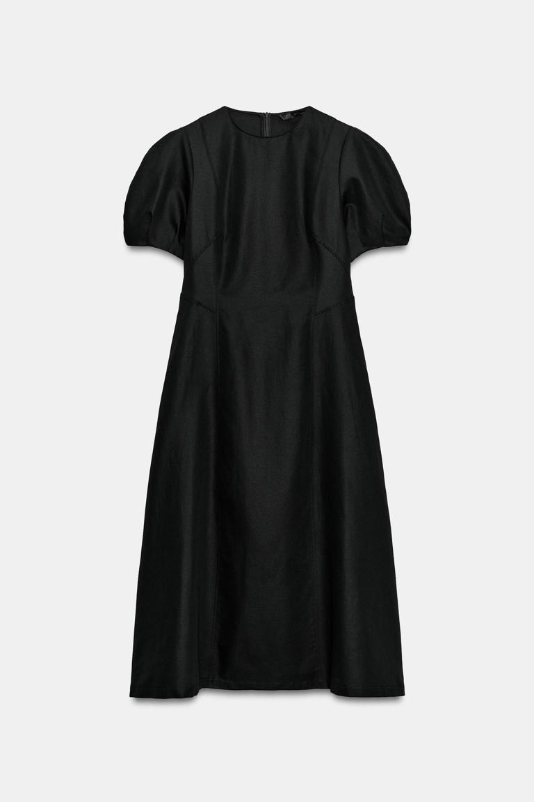 春夏も「黒」が可愛い!【ZARA】1枚で即おしゃれ♡サマ見えワンピ