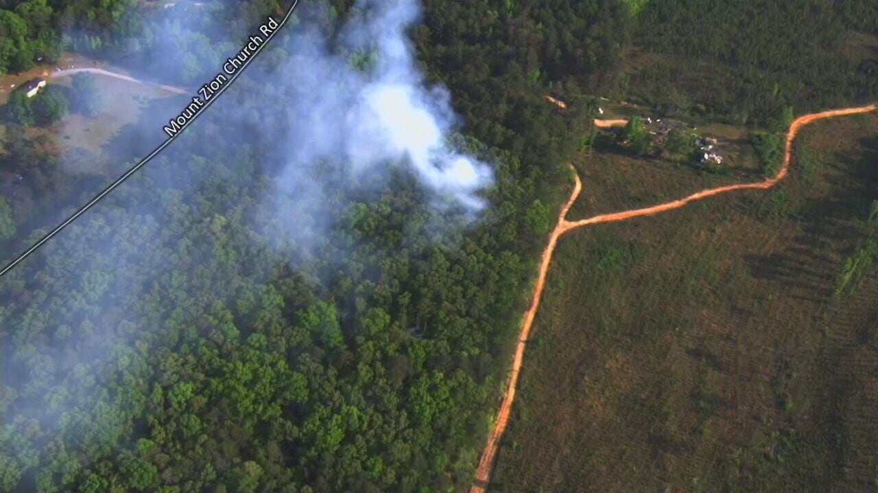 Crews contain 30-acre wildfire in north Georgia