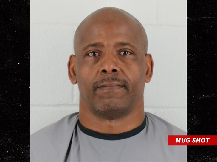 Chiefs assistant coach Dave Merritt arrested for domestic battery