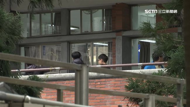 國小老師驚見「班上7學生有電子菸」! 痛心喊：到底還能做什麼