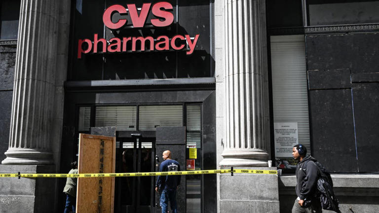 CVS fights law that could force over 100 stores to close