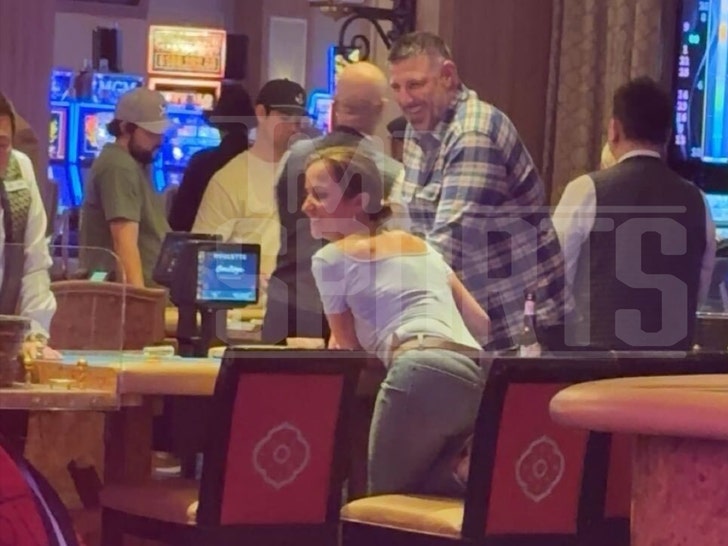 Mike Vrabel, Dianna Russini get 'Titanic' treatment on 'Inside the NBA'