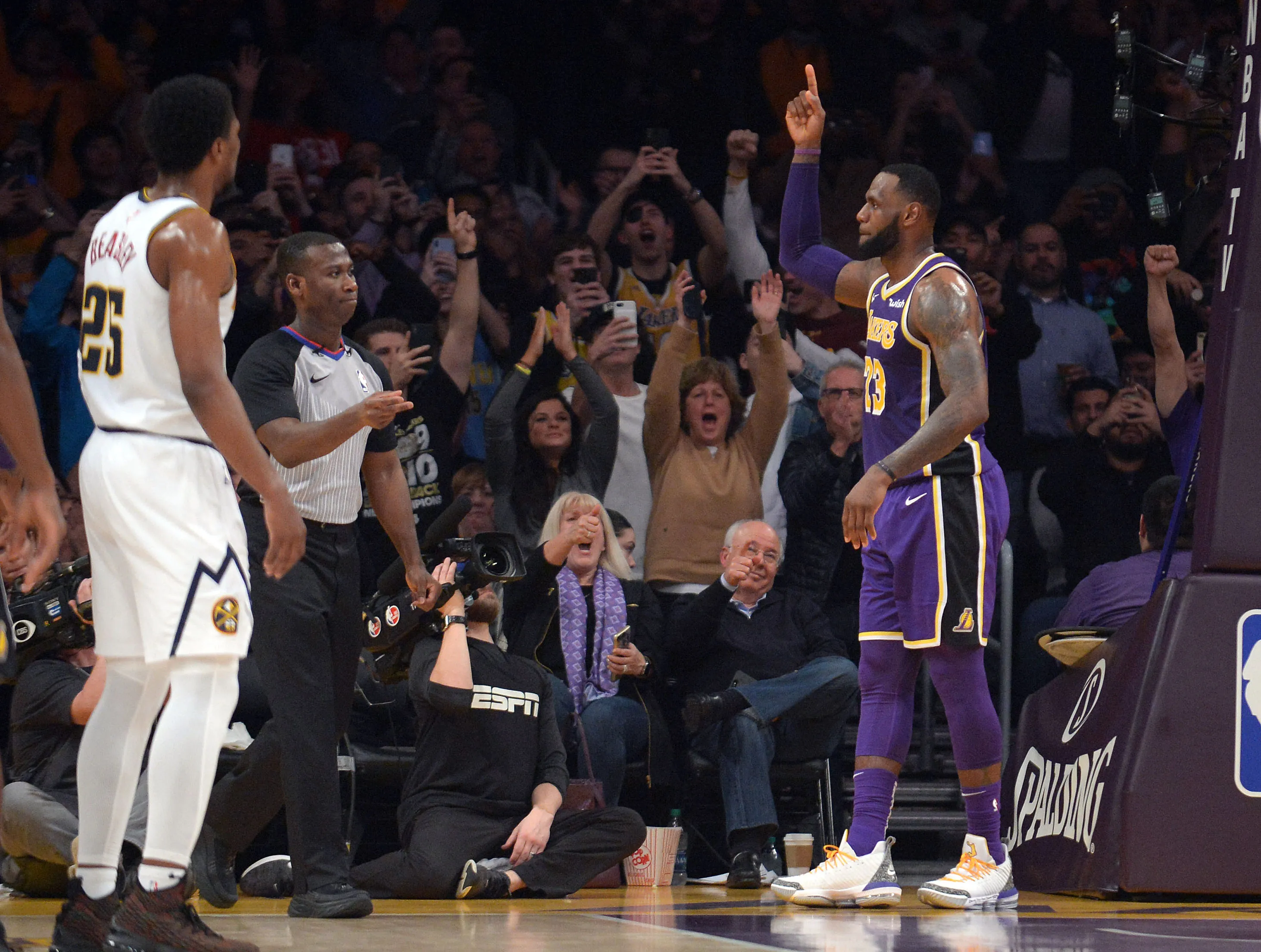 “He’s moving closer,” Kenny Smith, Stephen A Smith reopen LeBron James ...