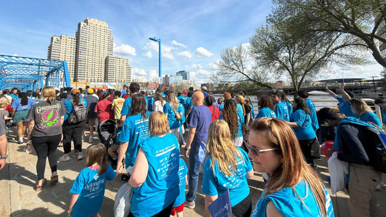 Grand Rapids Blue Bridge hosts annual Walk for Autism