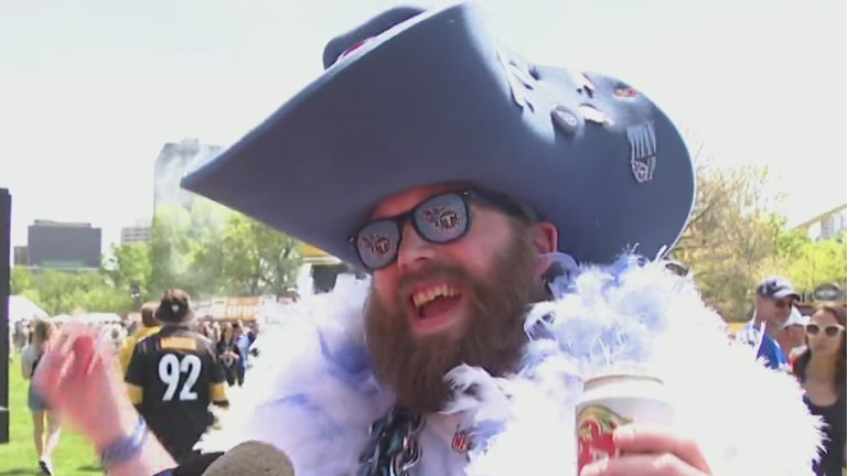 Photos of NFL draft in Pittsburgh show fans, crowds and excitement