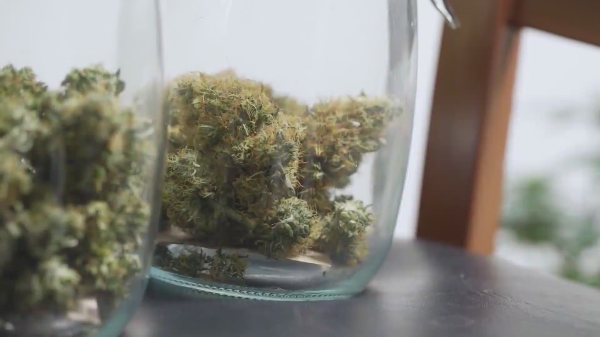 Experts say medical marijuana reclassification could expand health research