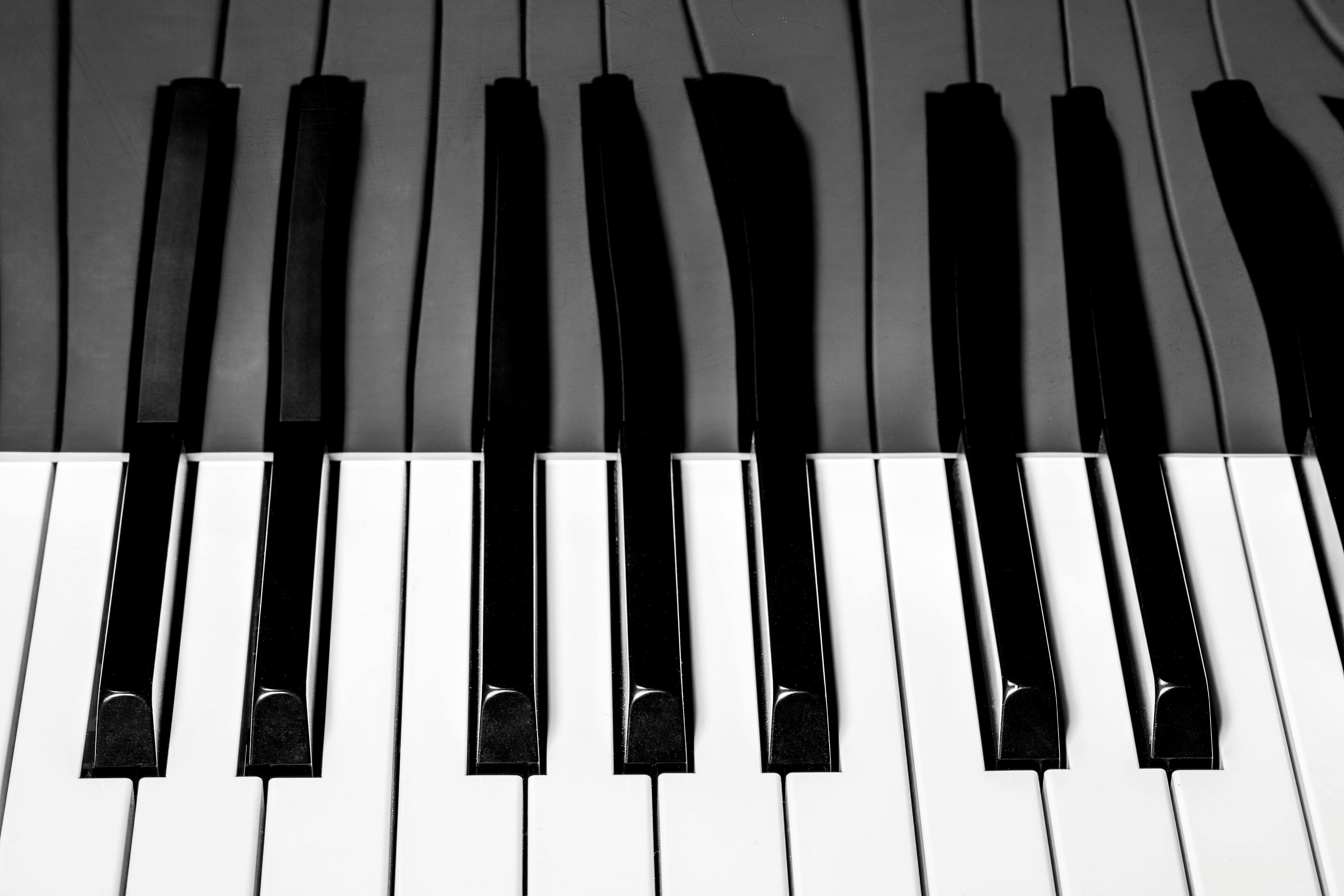 Get piano lessons without the schedule with this AI-powered app, now ...