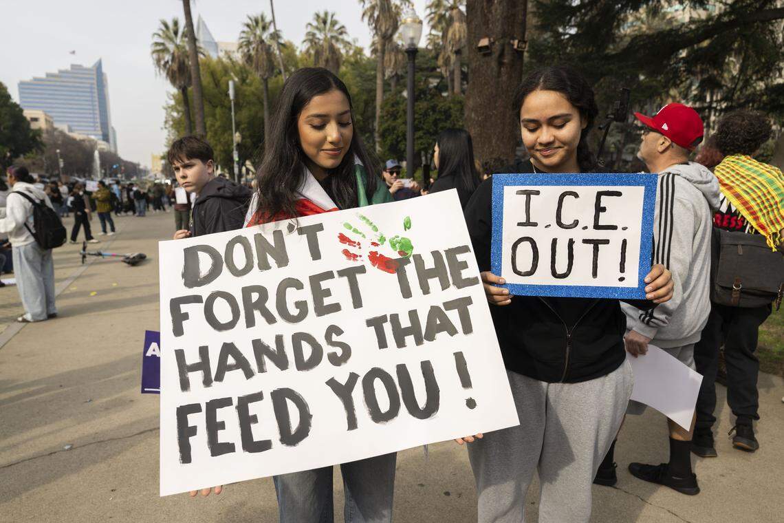 Sacramento unveils proposed resolution to ban immigration enforcement ...