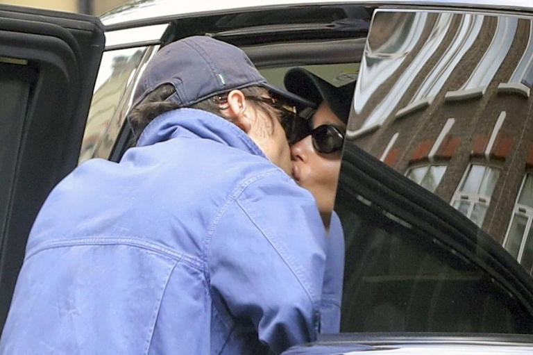 Harry Styles and Zoë Kravitz engagement confirmed after 8 months ...
