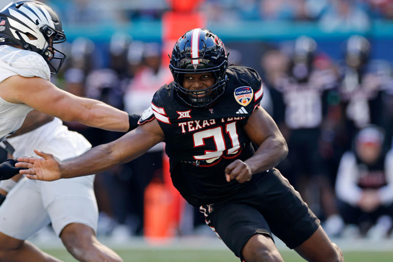 Jets take David Bailey with No. 2 pick in 2026 NFL Draft