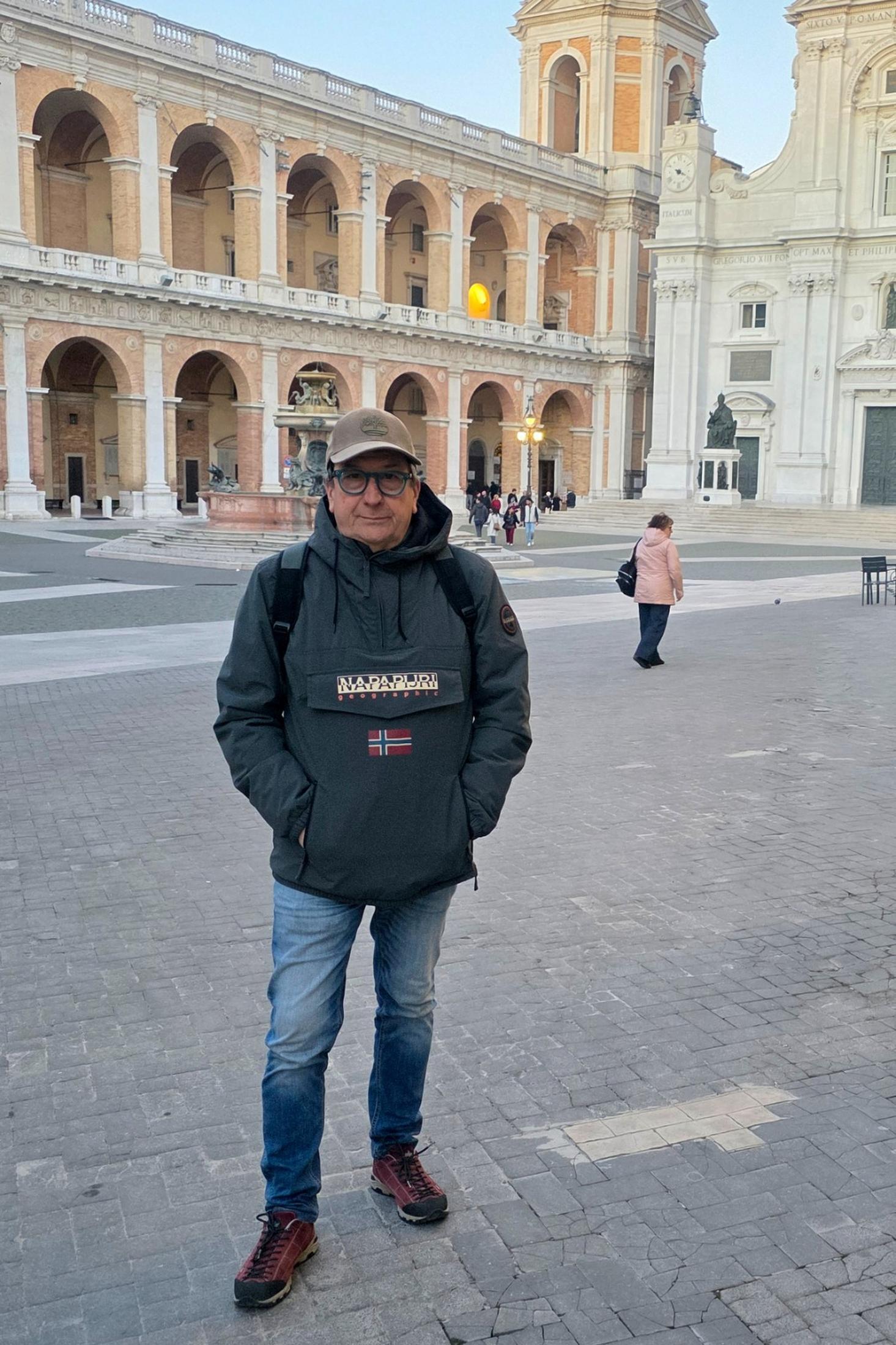 Il libro del fotografo Vanni. La malattia in un racconto . Il ricavato ...