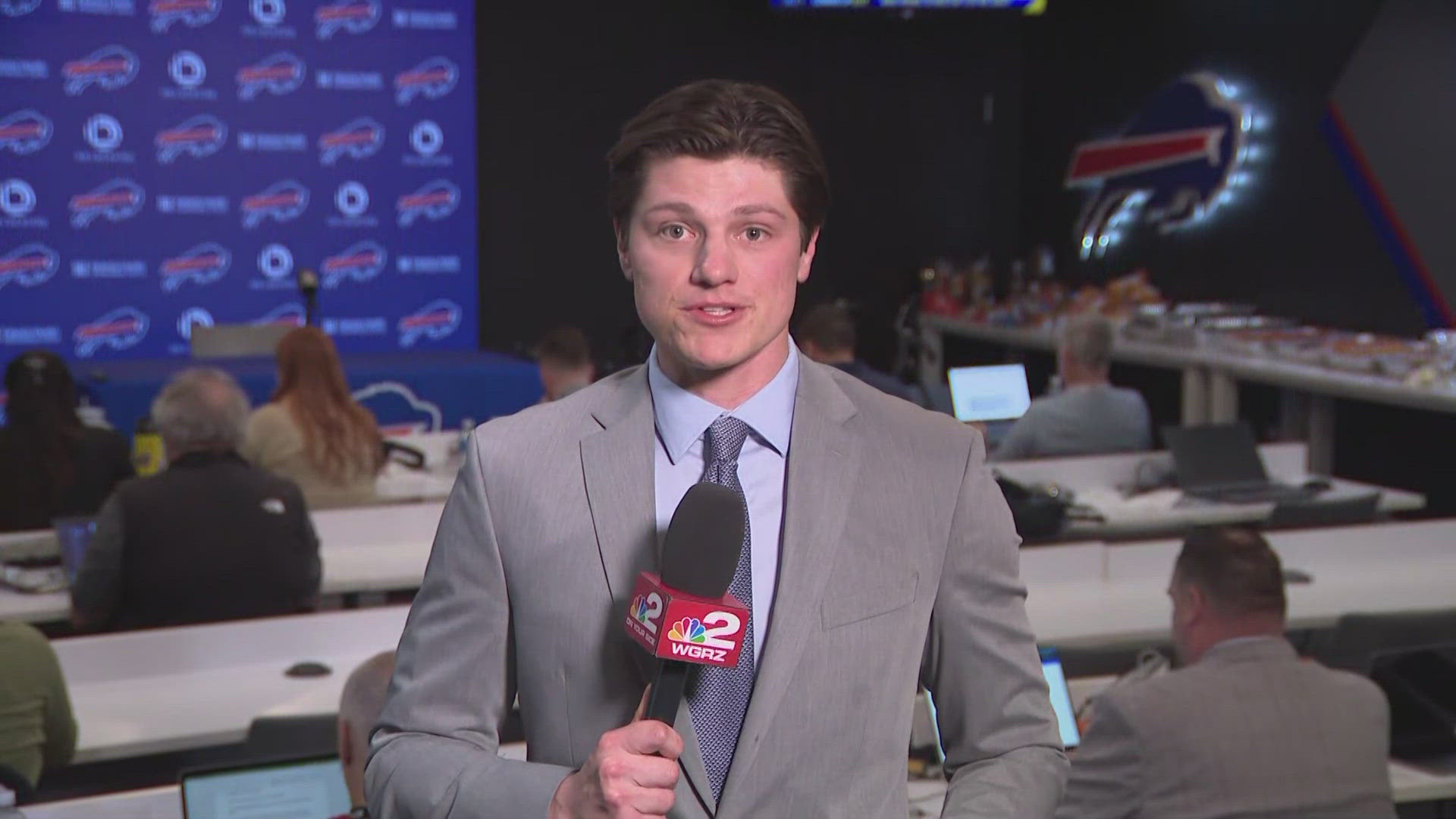 Bills trade down 3 times, slide out of first round to start NFL draft