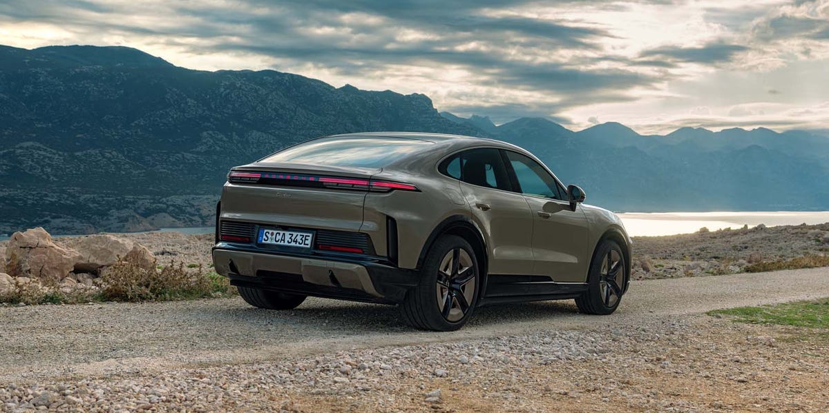 2026 Porsche Cayenne Coupe electric revealed with aerodynamic shape ...