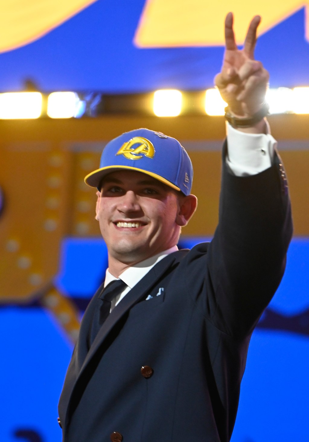 Rams coach Sean McVay goes viral after appearing miserable in NFL draft ...