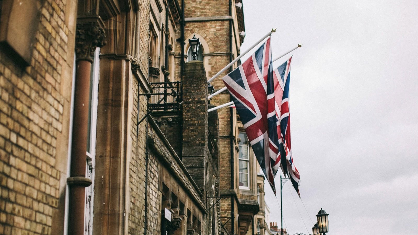 11 things that feel surprisingly modern in the UK compared to the US