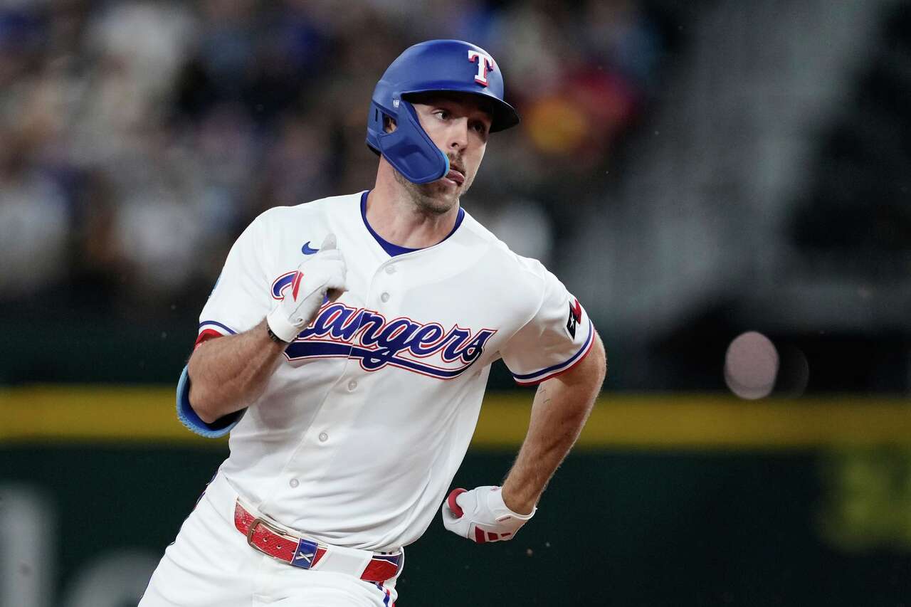 Evan Carter 'coming into his own' with second electrifying play of ...