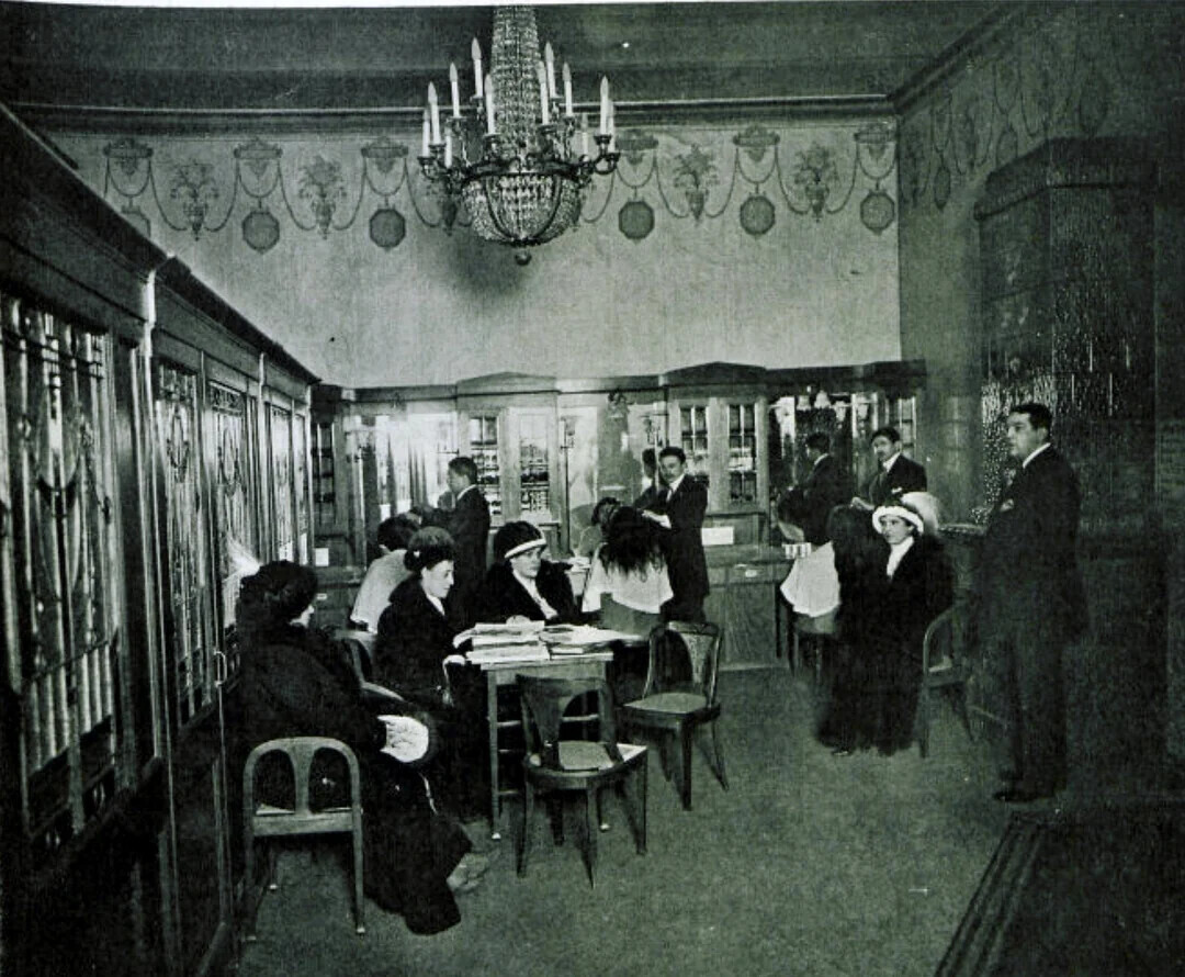 Uneasy photos from history that the books can keep