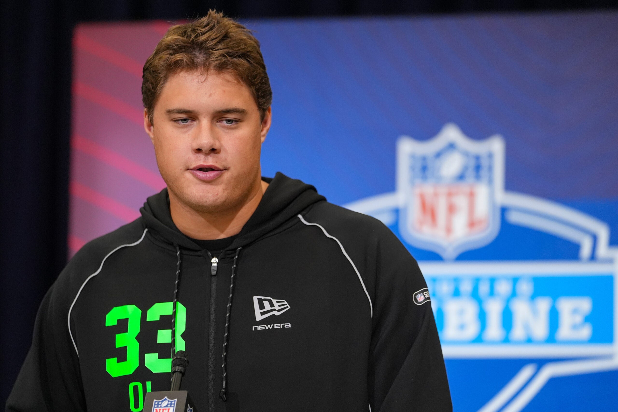 Patriots complete trade with Bills, move up in NFL draft to select ...