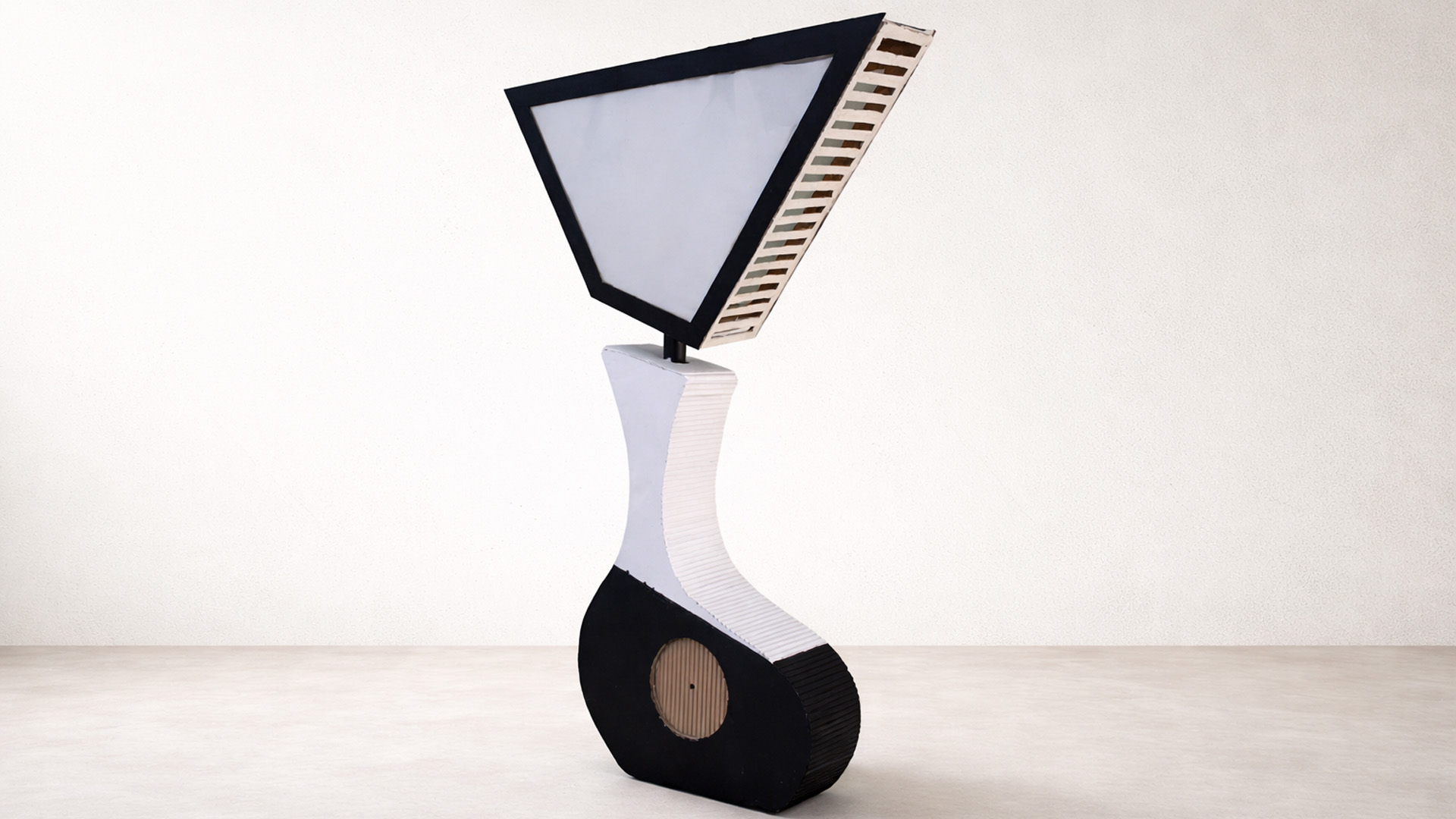 DIY bloempotlamp van karton: eenvoudig project