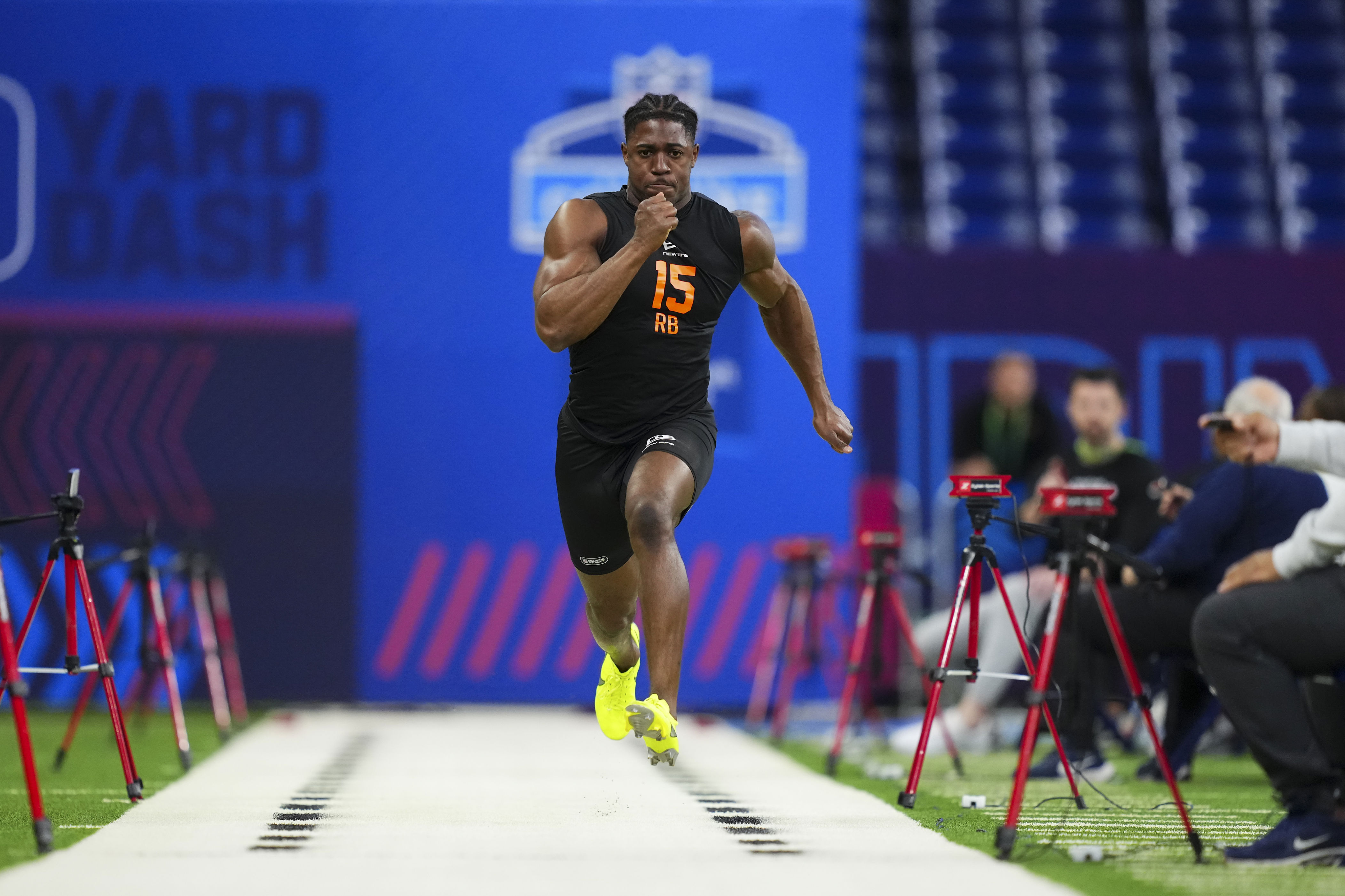 Seahawks first round NFL draft reacts survey: Grade the Jadarian Price pick