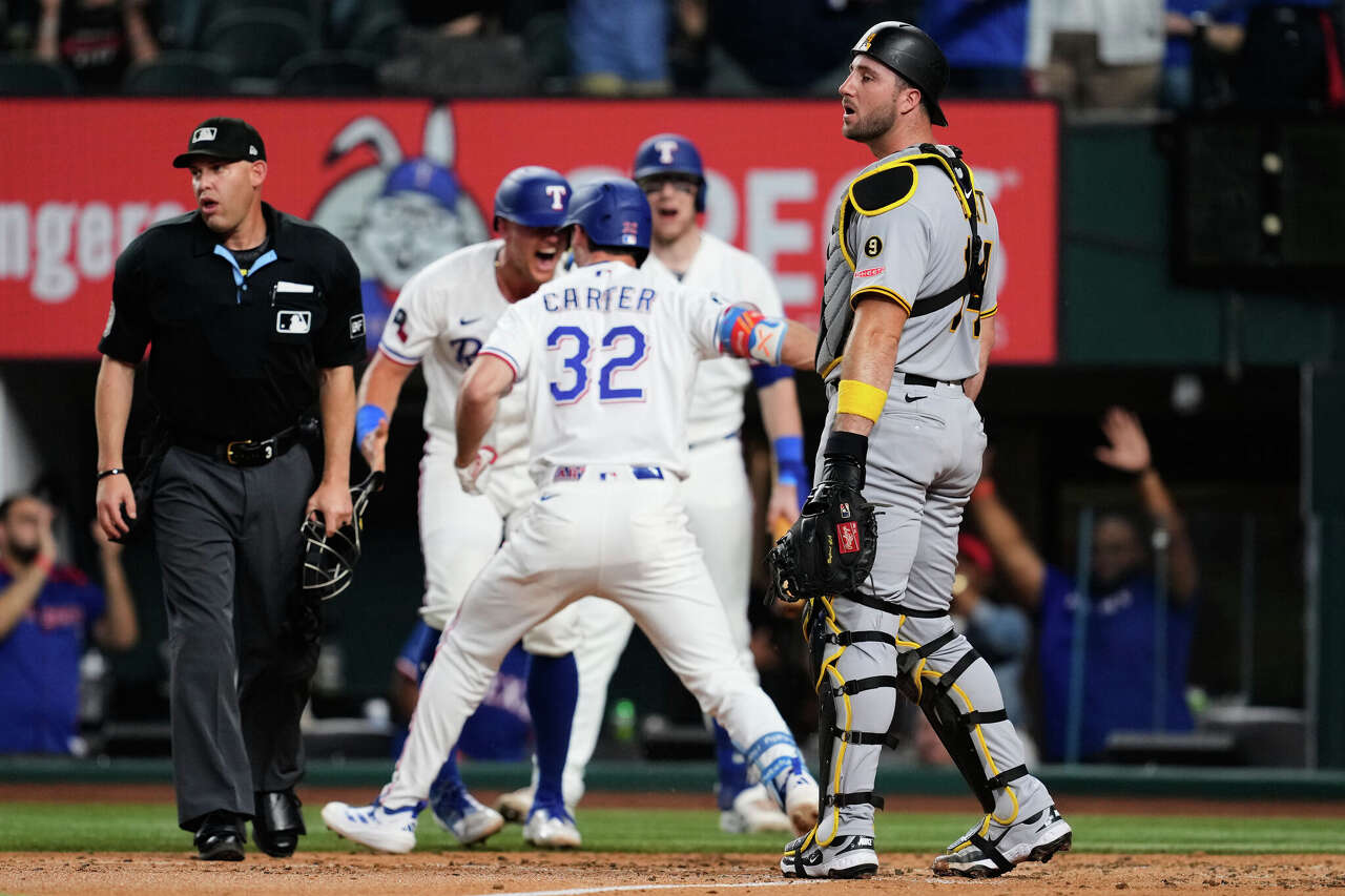 Watch: Rangers' Evan Carter flies around bases for Texas' first inside ...