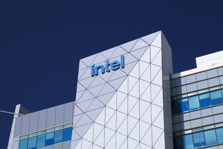 Intel stock soars nearly 20% overnight as Jim Cramer says 'paranoid ...