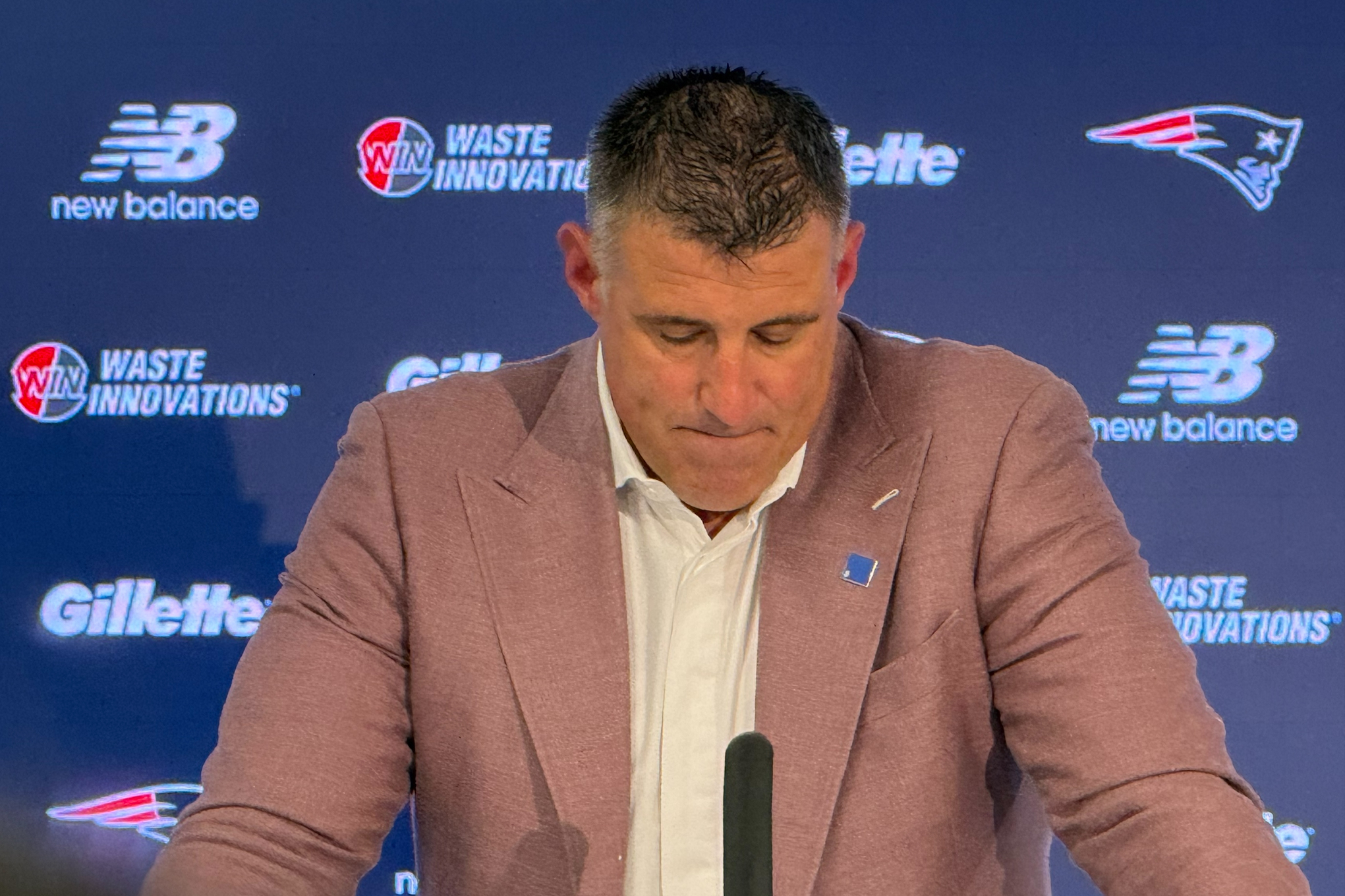 Private matter or not, the Mike Vrabel saga now raises football ...