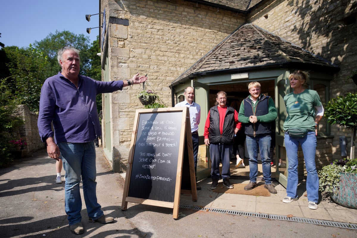 Jeremy Clarkson Farm-Fest branded a 'shambles' as traders leave early