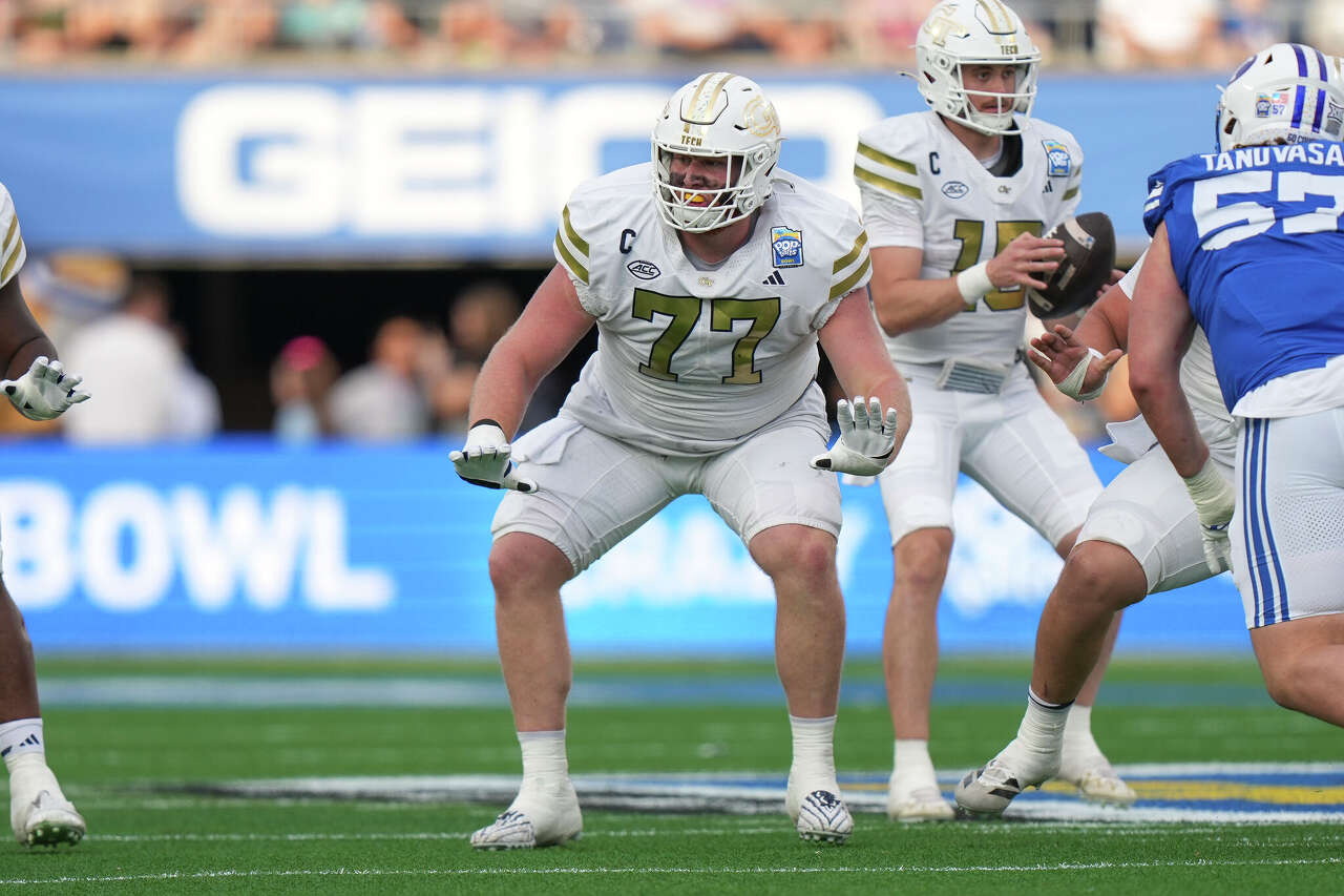 Who is Keylan Rutledge? What to know about Texans' first-round pick in ...