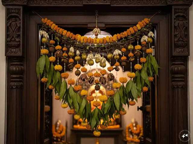 Essential guidelines for maintaining your home temple's toran
