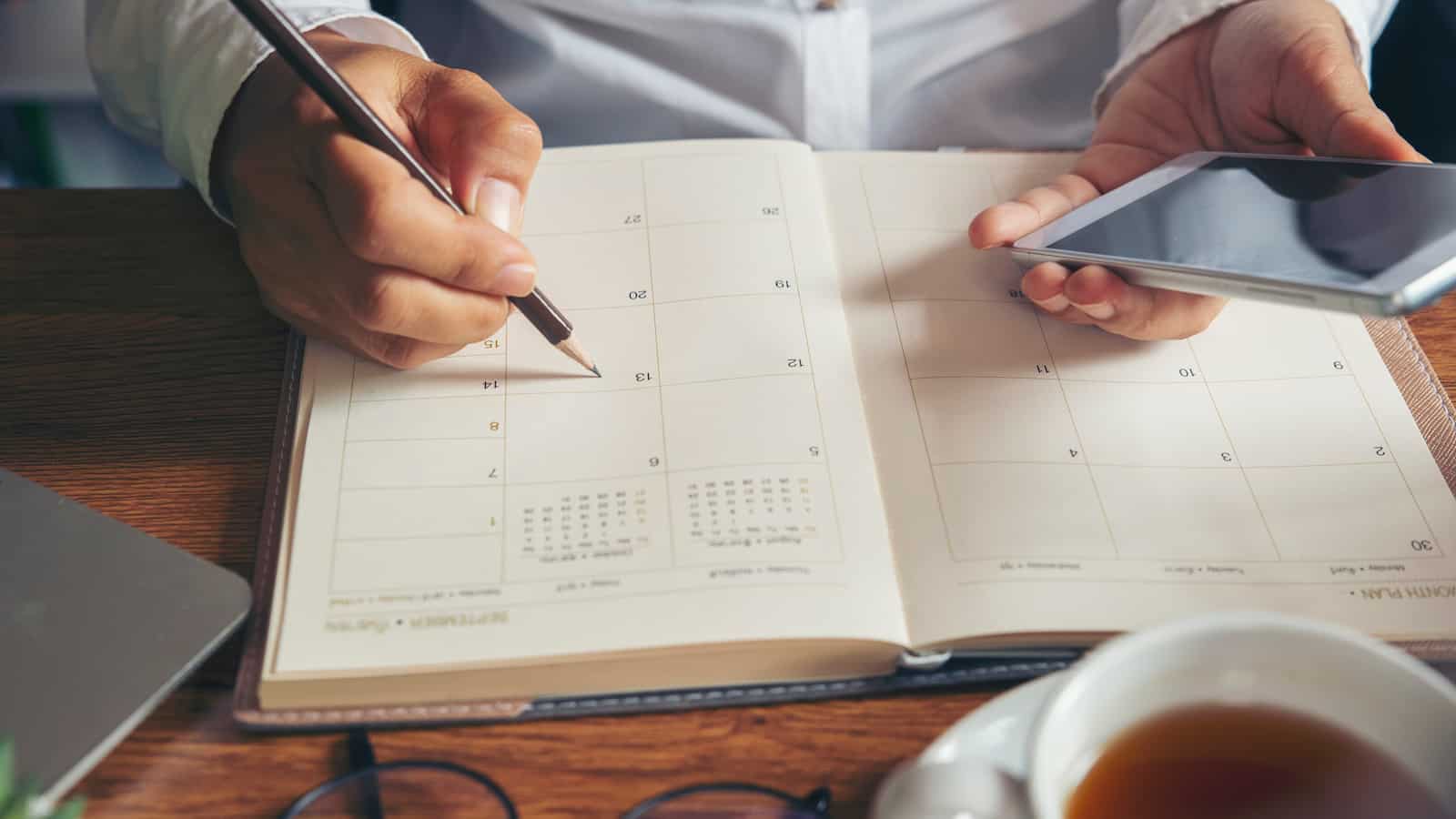 10 things that feel more planned in the UK vs more spontaneous in the USA