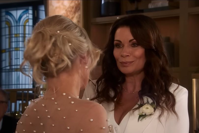 Coronation Street fans 'taken out' by two words from Carla Connor as ...