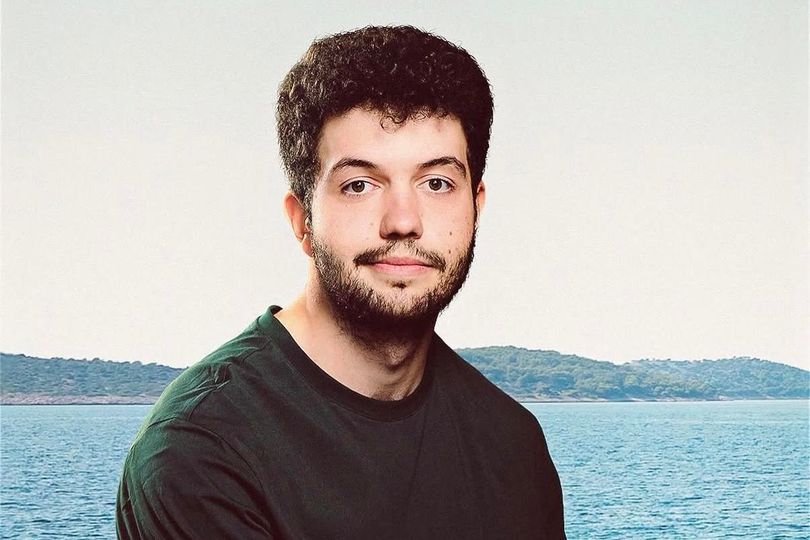 Exeter virgin joins cast of hit Channel 4 show