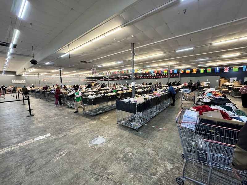 This Georgia bin store turns overstock into a weekly bargain hunt