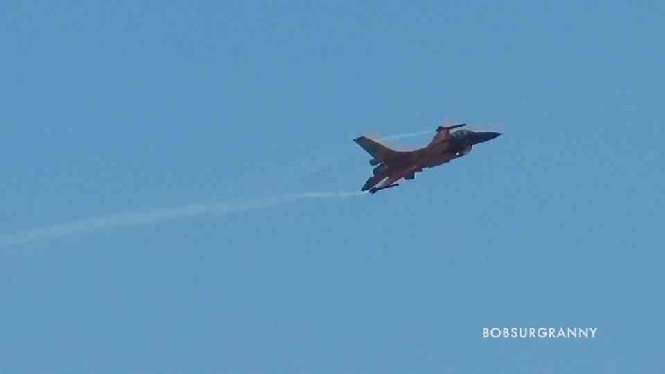 Watch this Dutch F-16 attack the sky - then Viper Venom takes over