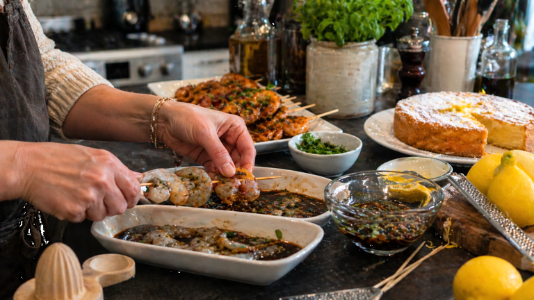 Menu du jour du 24 avril : Un voyage culinaire entre Asie et Méditerranée