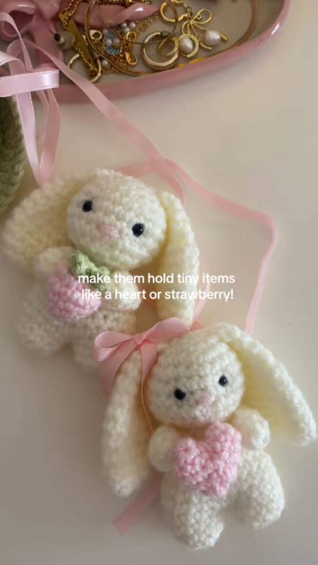 How to make adorable crochet plushies with heart & strawberry