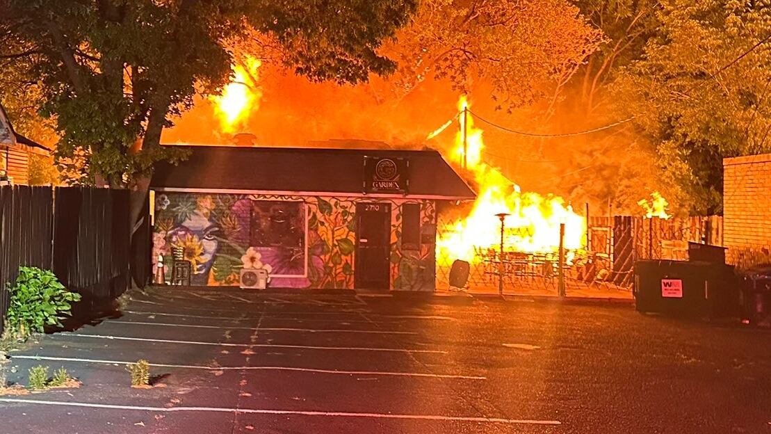 Massive flames seen during early morning nightclub fire in Charlotte